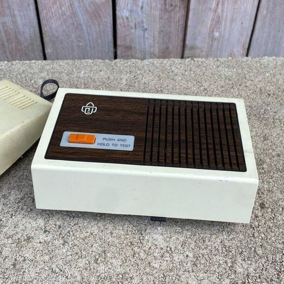 Vintage | Other | Vintageechowireless Model Ws4 Fanon Courier Push To ...